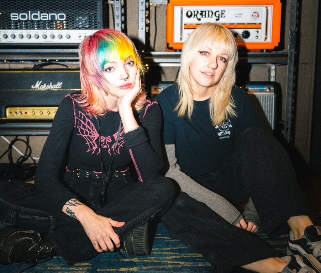 A Diva Bleach Summer: Interview with Diva Bleach Band - Superstar Magazine